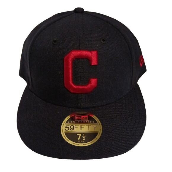 New Era | Accessories | Cleveland Guardians Fitted Hat Cap Mens Size 7 ...